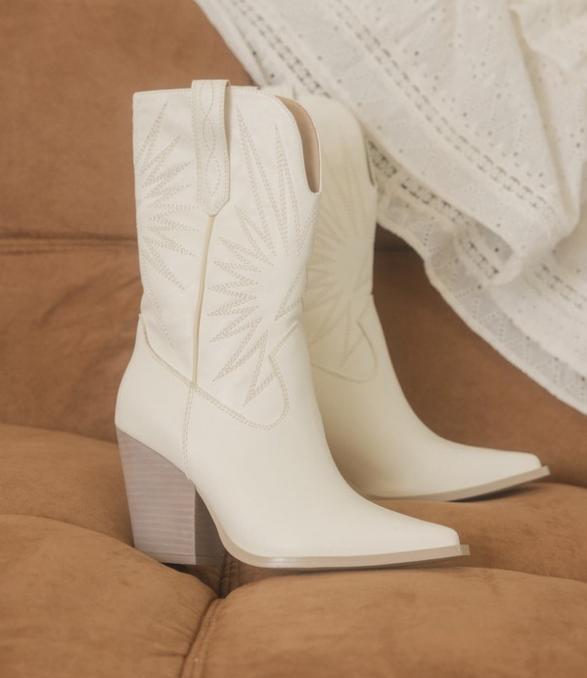 Emersym Boots – reveal collection